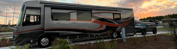 Ellie Ray's RV Resort & Lounge - Branford, Florida - RV LIFE Campground ...