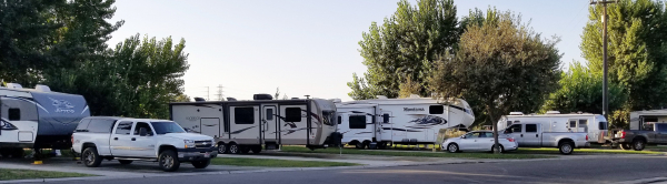Kings River RV Resort - Kingsburg, California - RV LIFE Campground Reviews