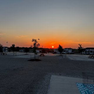 Yellow Rose RV Resort - Fort Worth, Texas - RV LIFE Campground Reviews